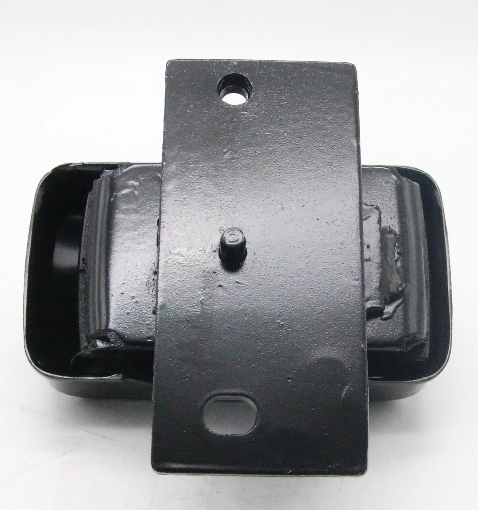 ISUZU ENGINE FRONT RUBBER FOOT - 5876101950 for NPR NOR