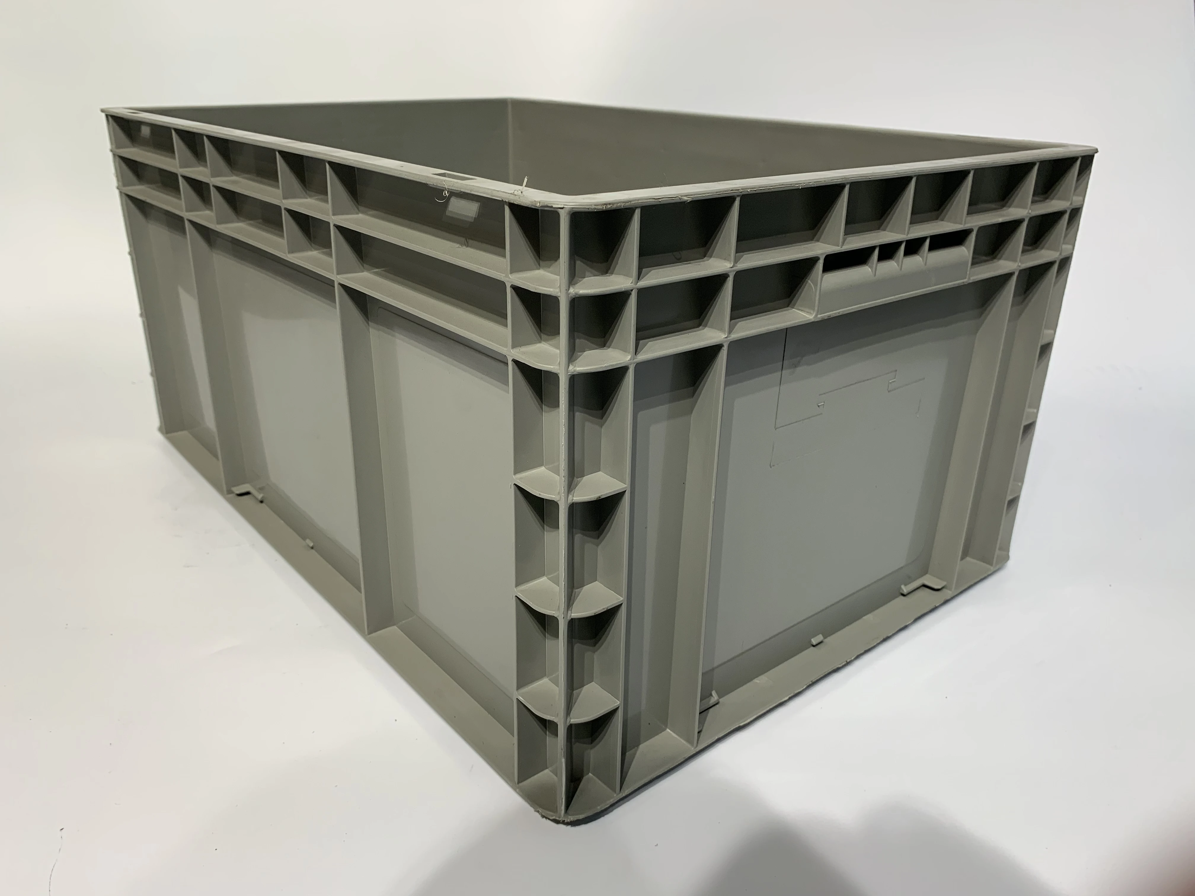 EU4628 Heavy Duty Plastic Storage Boxes - Stackable & Durable