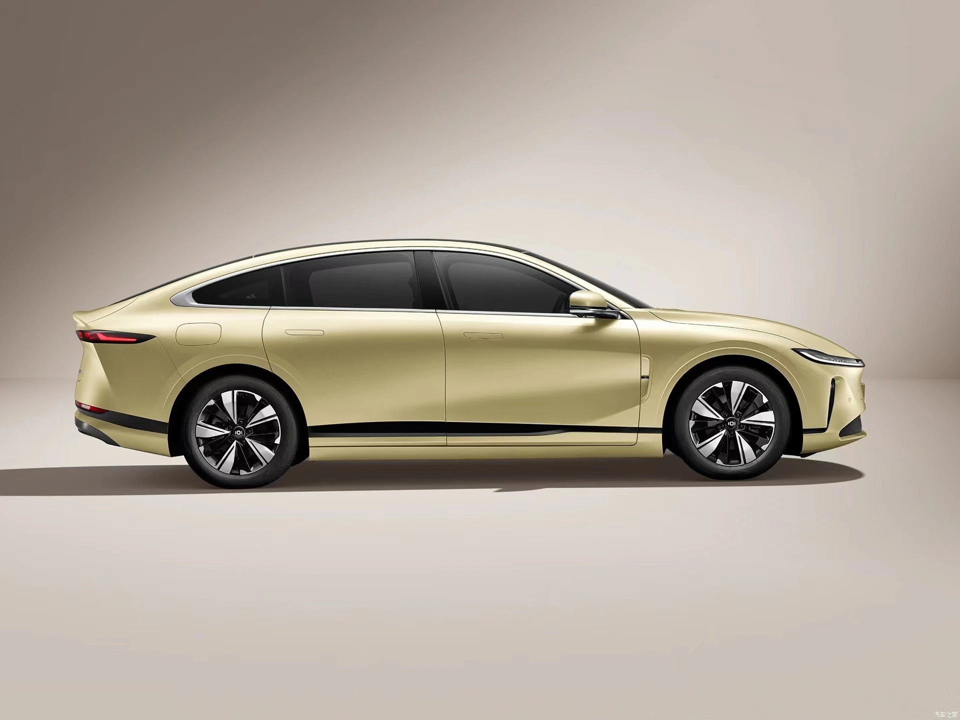 Changan Automobile 2024 Changan Qiyuan A07 Pure Electric/extended Range ...