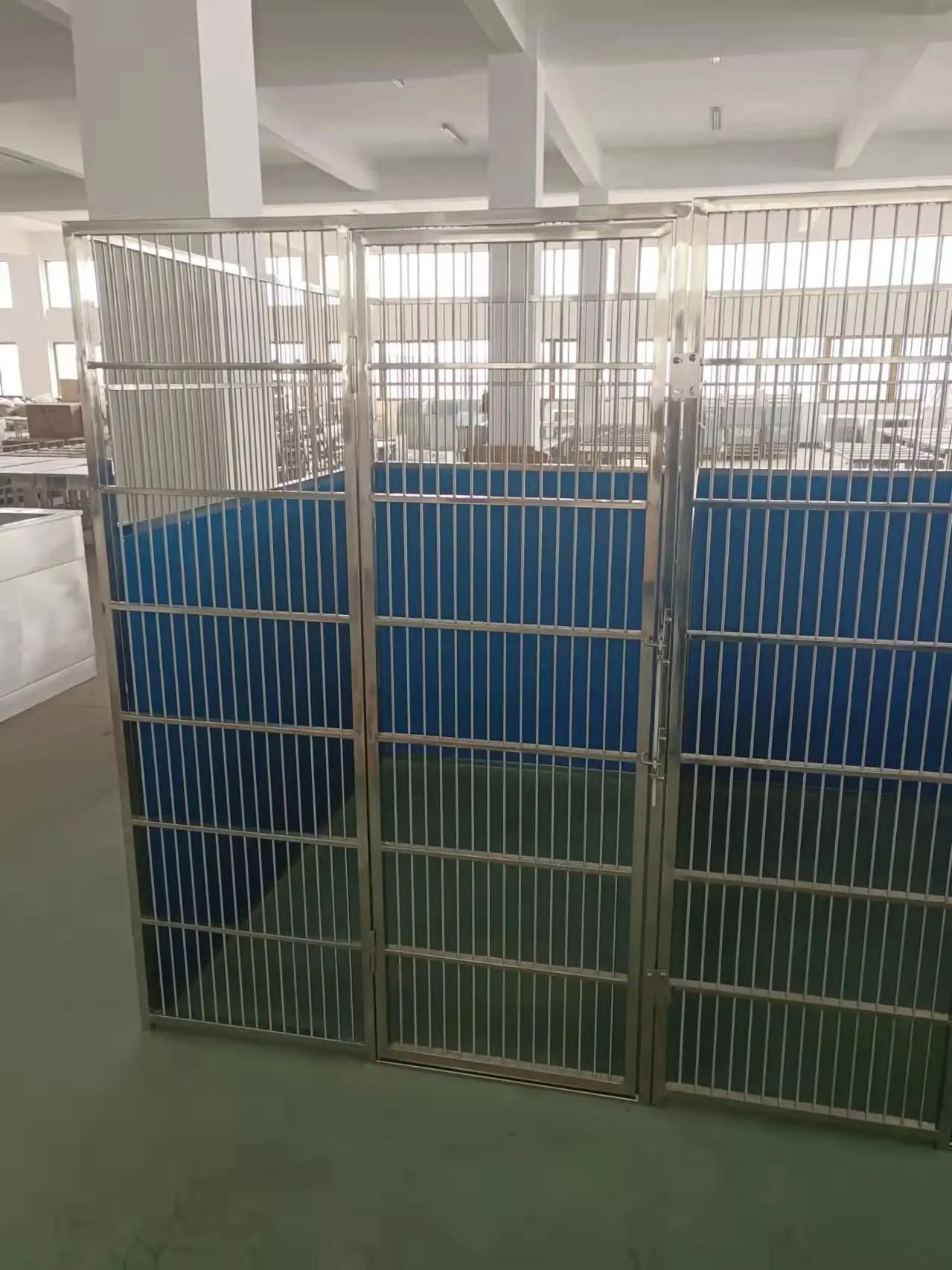 Stainless Steel Outdoor Boarding Cages for Commercial Kennels