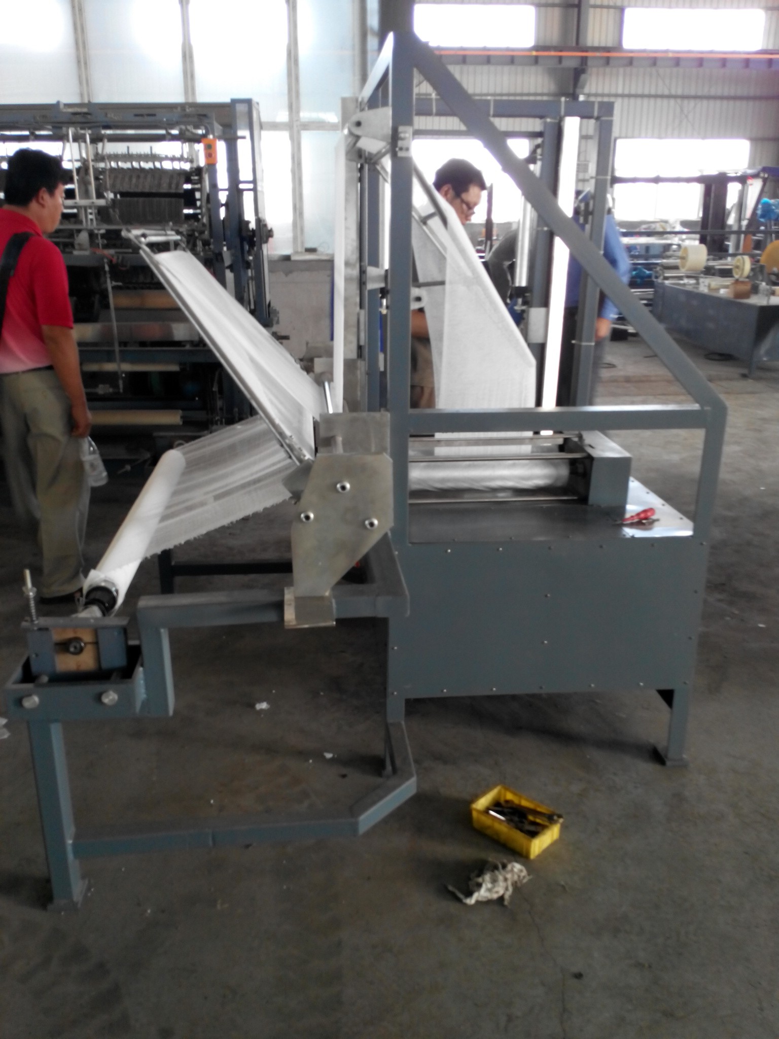 Medical 4 Ply Gauze Roll Making Machine - KERRIAN Quality