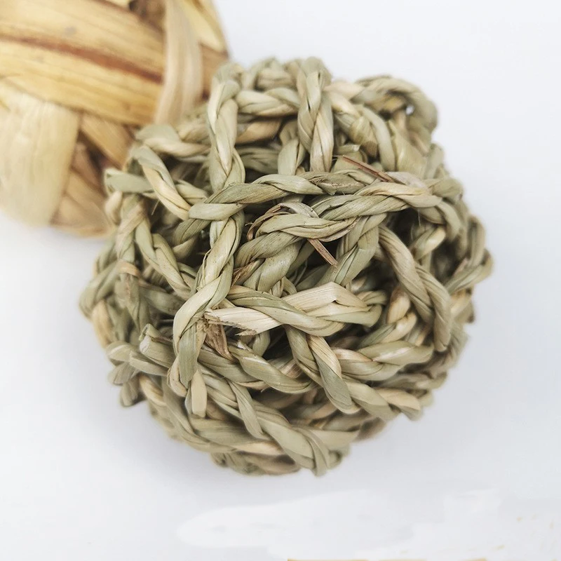 Rabbit Molars Grass Ball - Durable Chew Toy for Small Pets