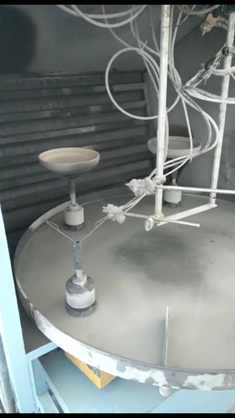 Yutai Multi-Stations Spray Booth for Automatic Glaze Spraying