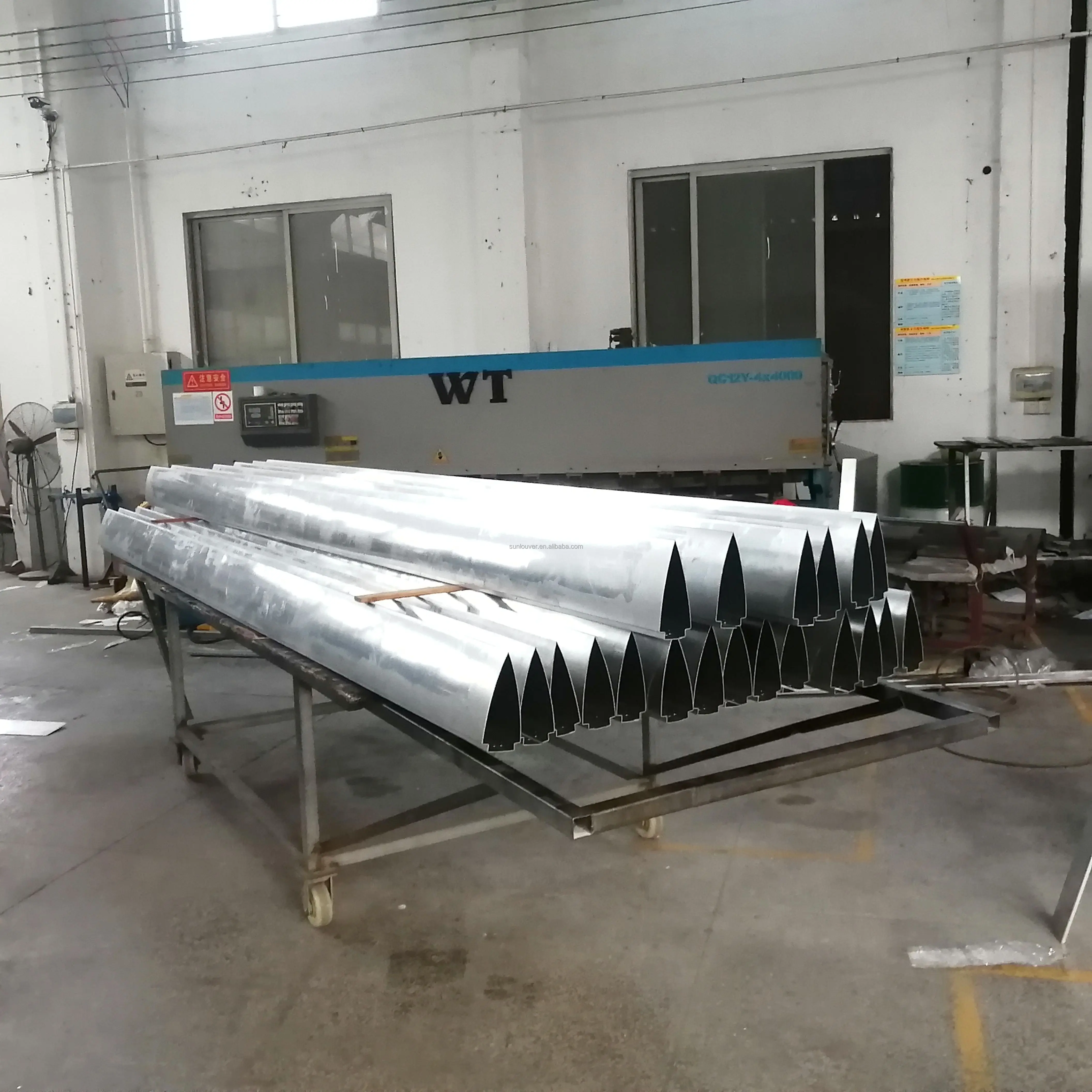 Aluminum Acoustic Horizontal Installed Curved Shape Facade Louver