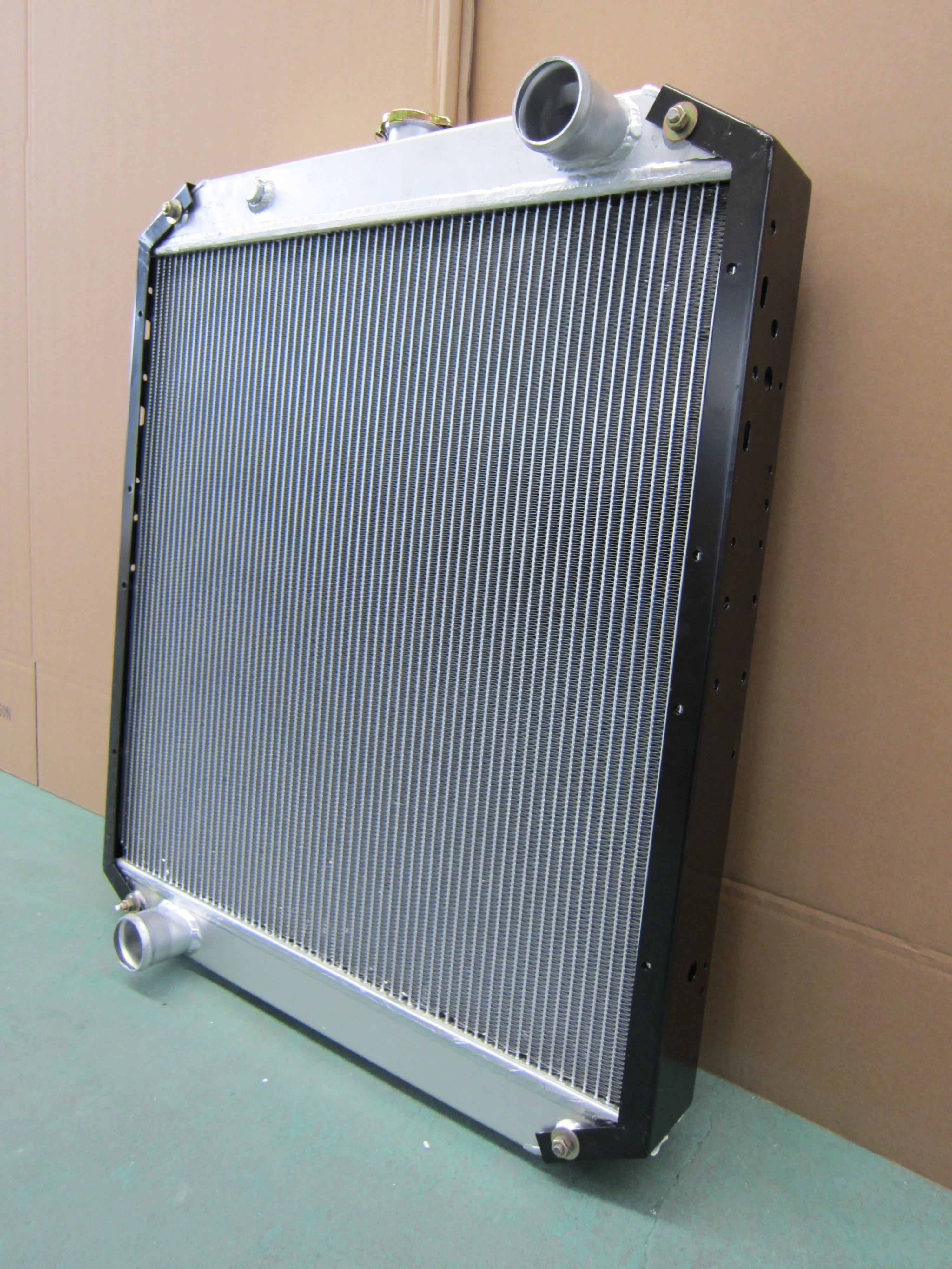 HINO J08C Radiator - Efficient Cooling for Ranger Trucks