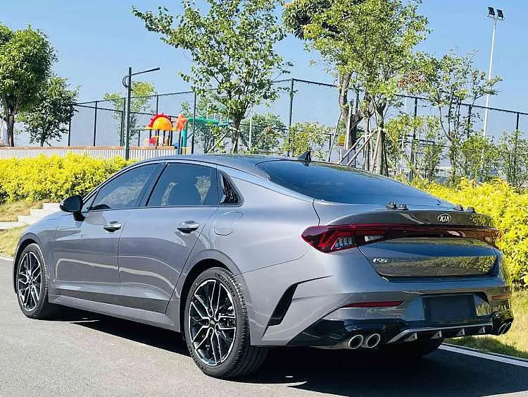 Cheap Cars 2020-2022 KIA K5 Hybrid SUV - High-Speed & Efficient