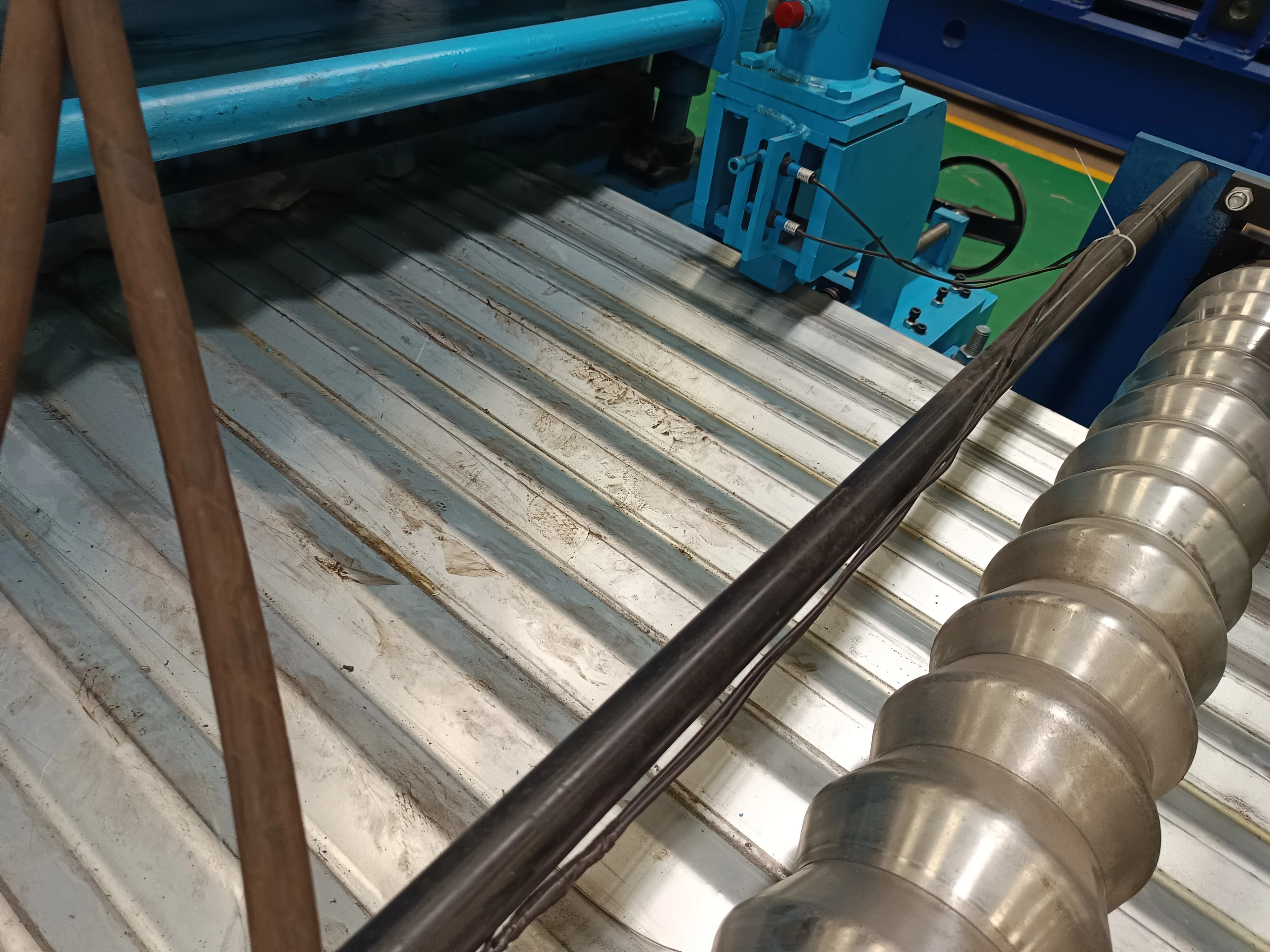 Zkrfm Steel Galvanized Steel Silo Corrugated Sheet Curving Roll Forming ...