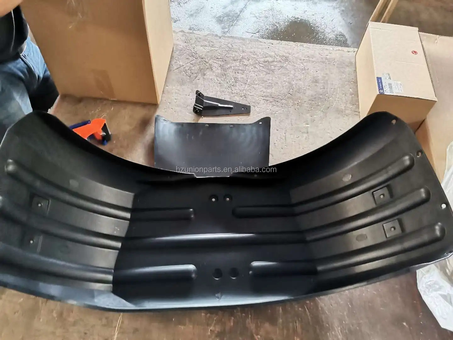 OEM 61220-4F010/R 61210-4F010/L for Hyundai H100 WHEEL GUARD REAR