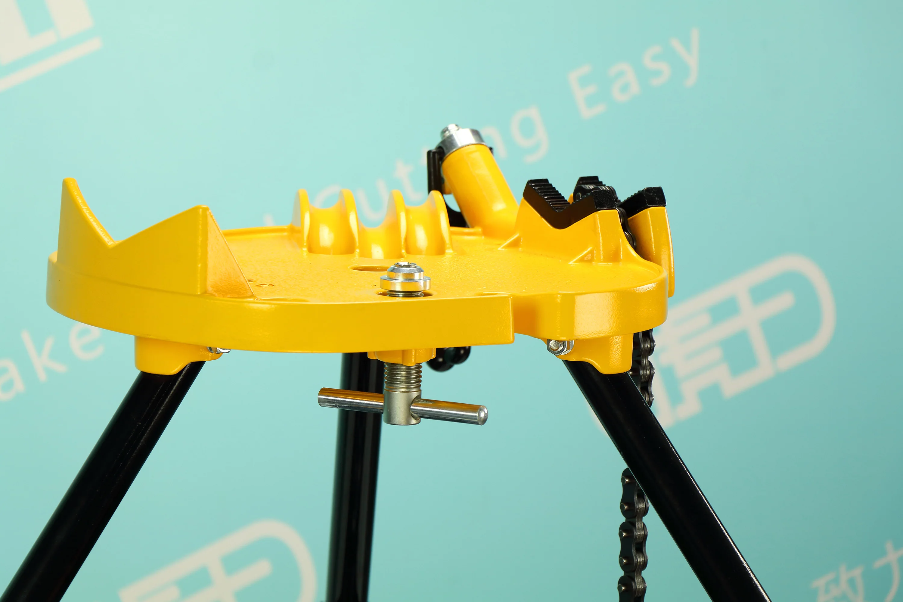 Portable H401 Tripod Pipe Chain Vise - Rigdit Pipe Vice Stand