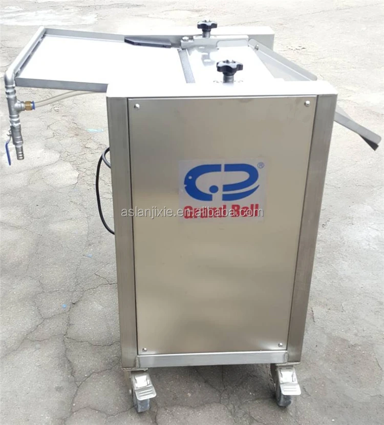 Electric Commercial Fish Skin Remove Machine / Fish Peeling Machine ...