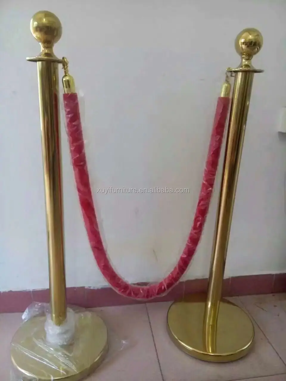 Cheap Gold With Velvet Rope Crowd Control Barrier Stanchion Poles For ...