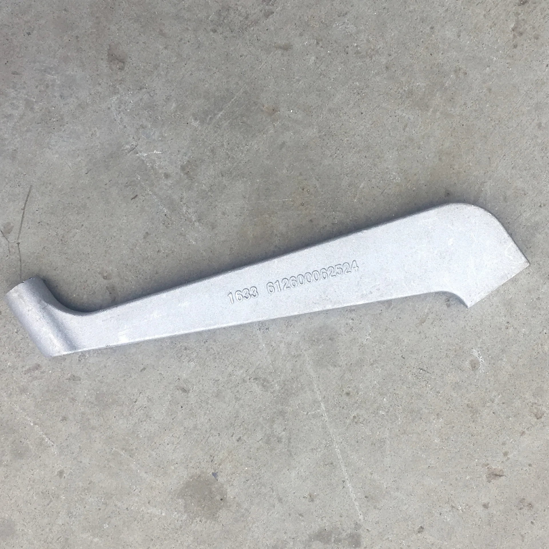 Shaanxi Automobile Heavy Truck Weichai Power Wind Guard Bracket ...