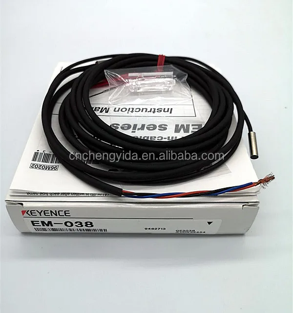 KEYENCE Capteurs de proximité EM-038 avec amplificateurs intégrés dans ...