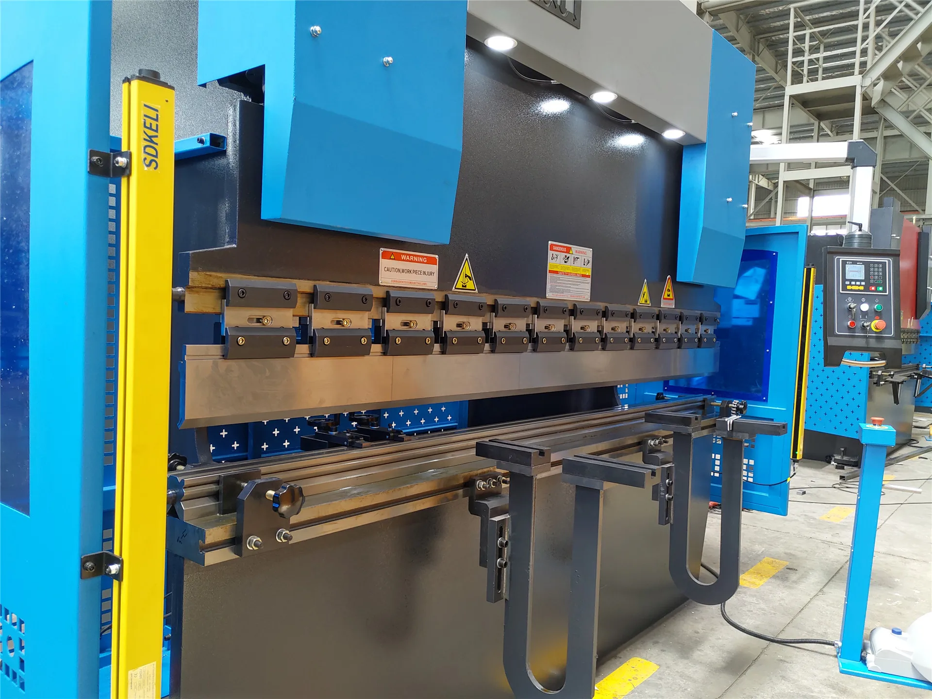 Hydraulic Nc Press Brake Sheet Folding Machine Wc67y/wc67k 50t/2500 E200 - Buy Press Brake,Sheet ...