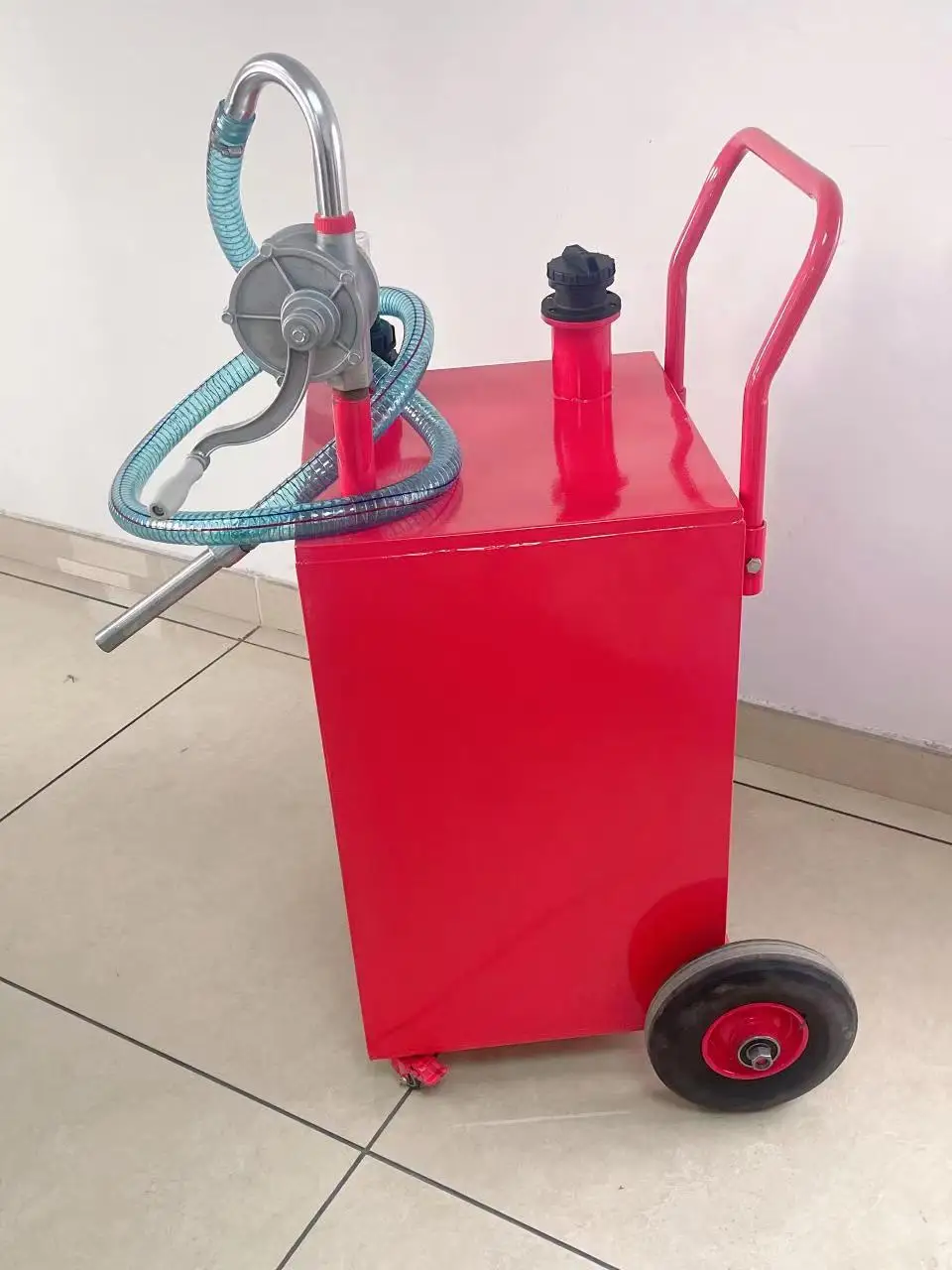 30/35gal Gas Caddy - Portable Oil Caddy with Manual Pump