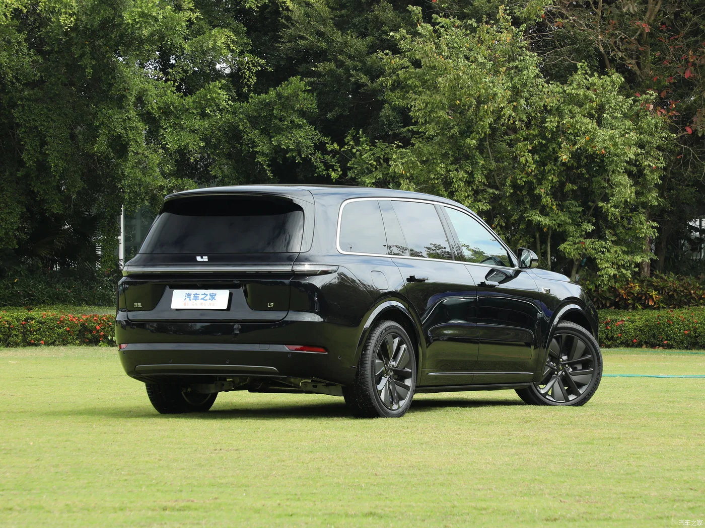 2023 Lixiang Li Xiang Auto L8 Pro Max Hybrid SUV - New Condition