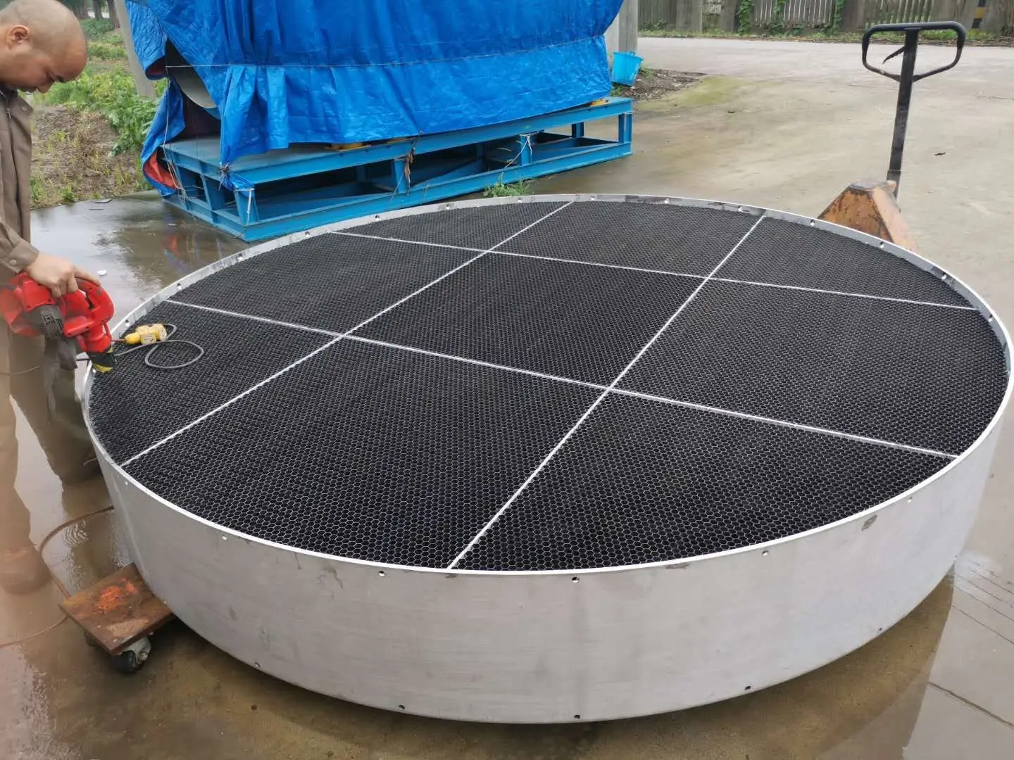 Stainless Steel Honeycomb Core - Durable & Versatile