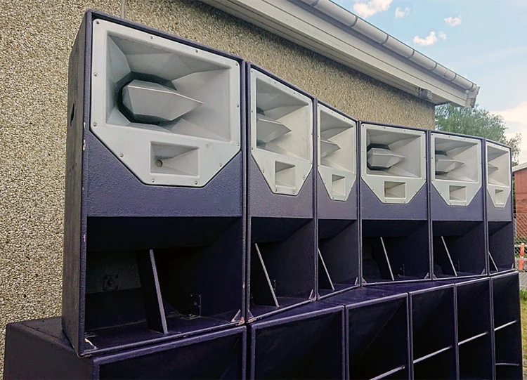 R22 15 Inch Powerful 3 Way Speaker Box for Churches & Clubs
