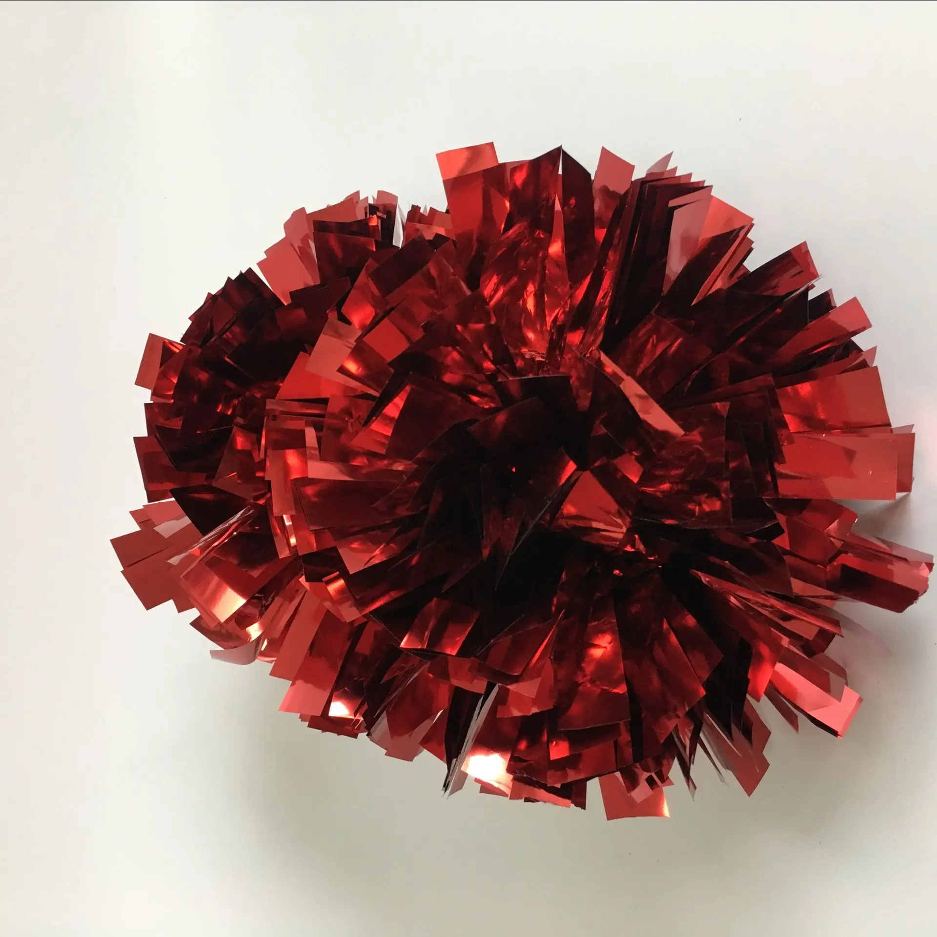 1000 Streamers 4 Inch With Baton Handle Red Metallic Cheerleading Pom ...