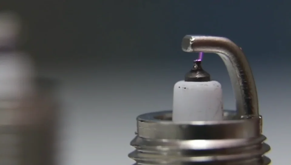 18846-11060 Silzkr6b11 Car Engine Silzkr6b-11 1884611060 Iridium Spark ...