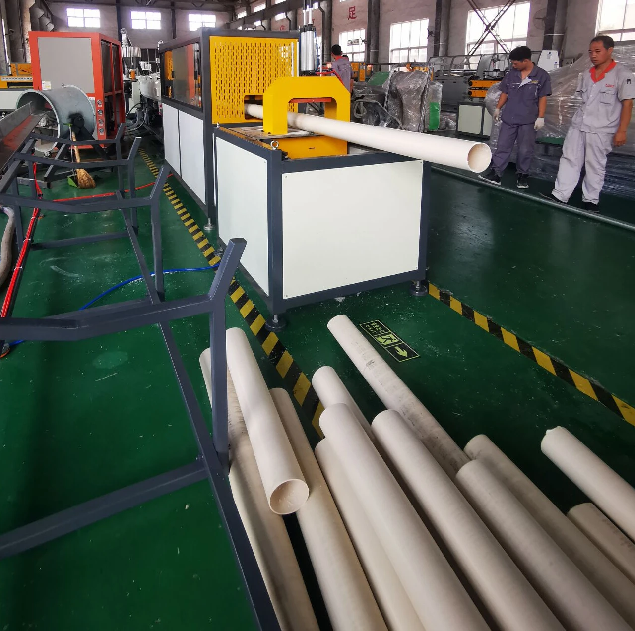 110mm Pvc Pipe Manufacturing Machine Plastic Waste Water Tube Making ...