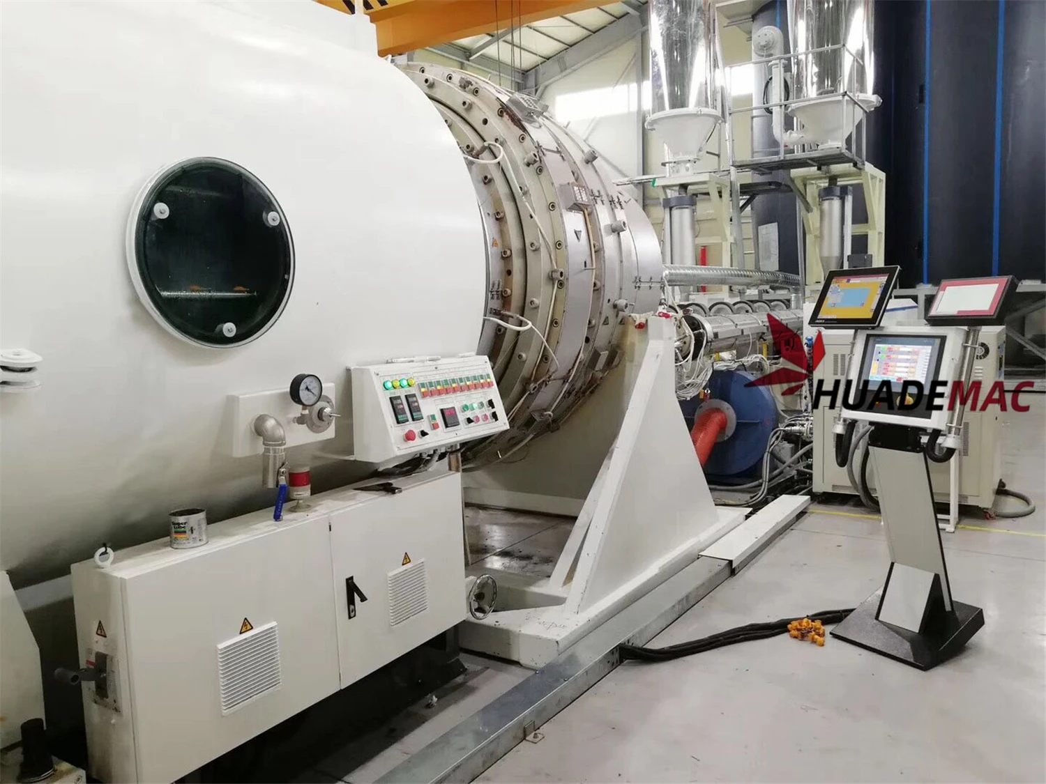 Large Diameter Pe Hdpe Pipe Making Machine/equipment For Pe Hdpe Pipe ...