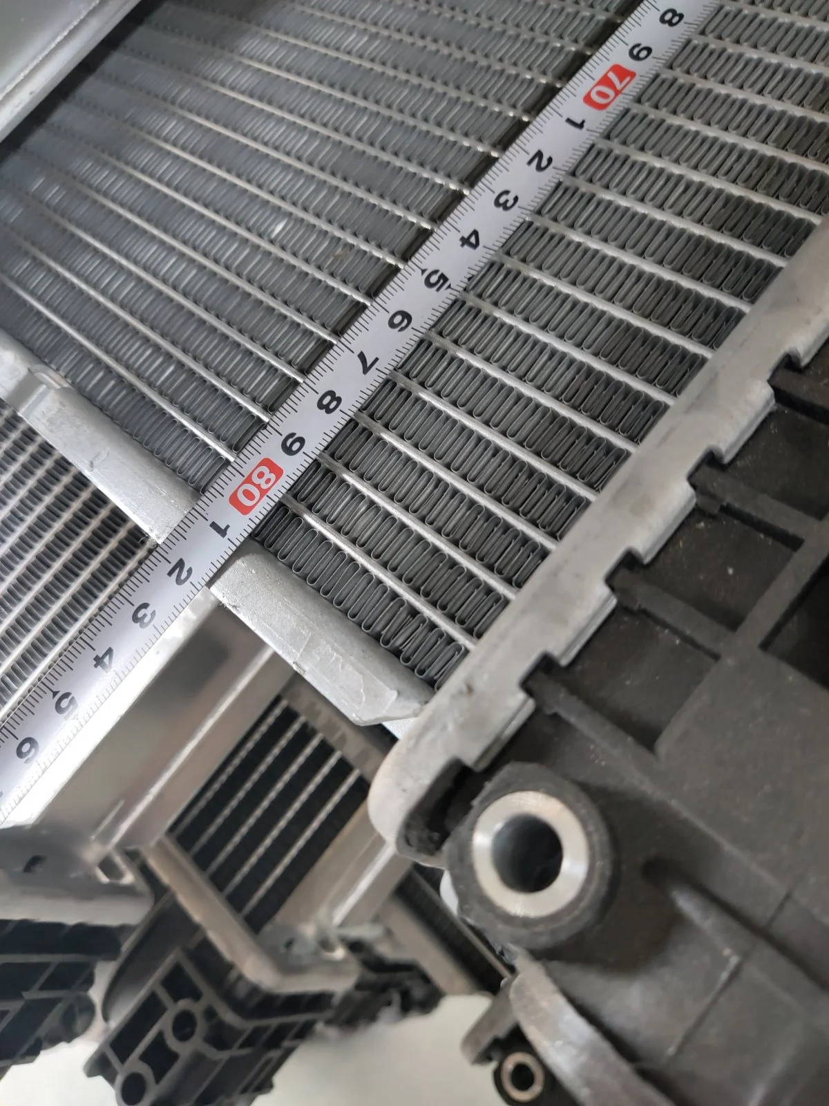 Actros Axor Zetros Atego 9425001203 Truck Radiator| Alibaba.com