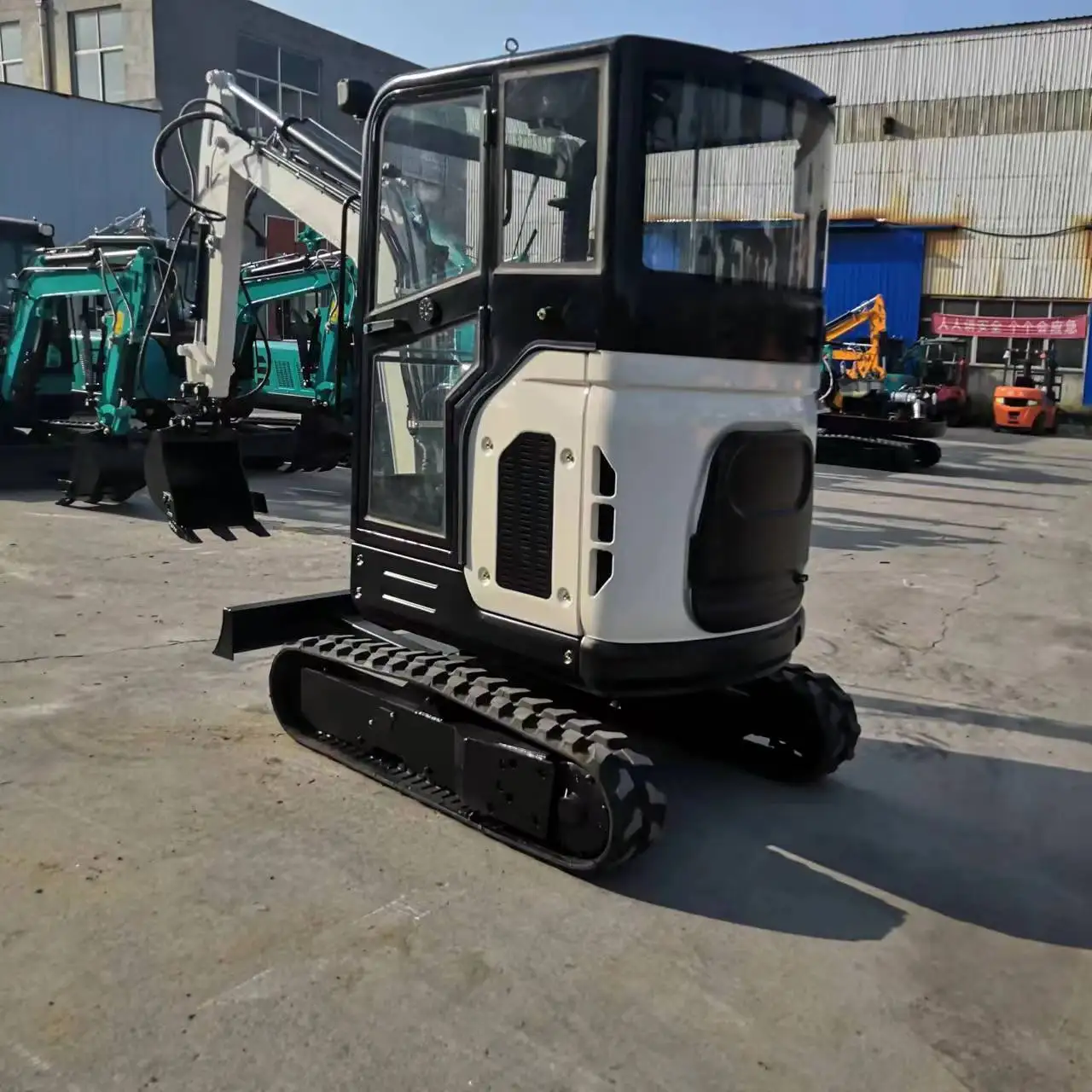 Hydraulic Pilot Digger Micro Crawler Bagger Digger Excavators Machine ...