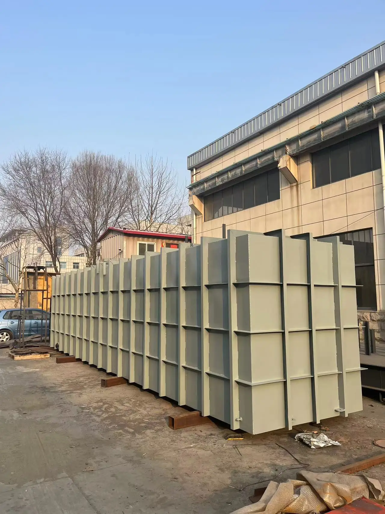 Painting Effect of 40ft Bunker Protect Family with Our Nuclear Bunker ...