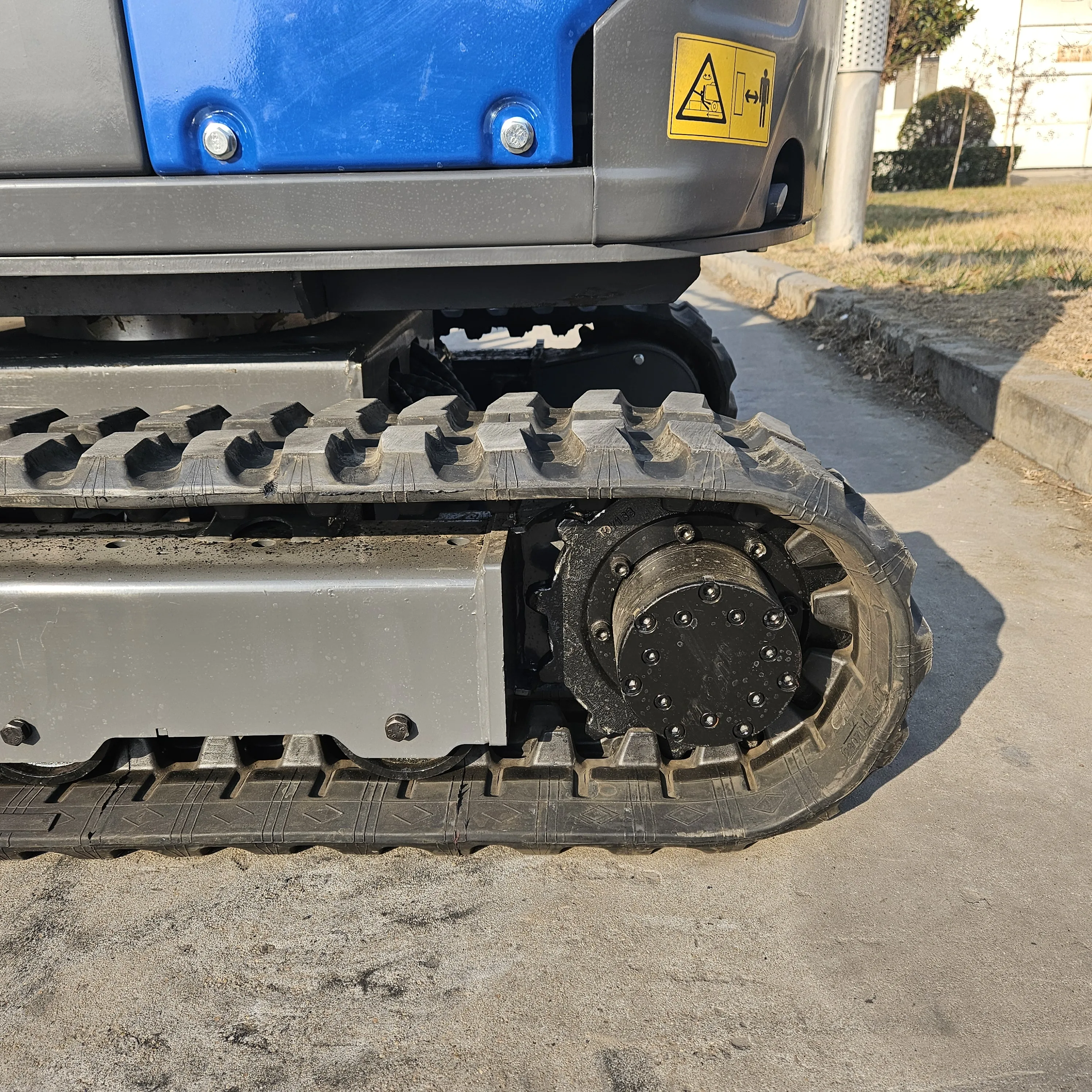 Small Mini Excavator Digger 1.8t 2tonnes Excavator Sk20 Small With Epa ...