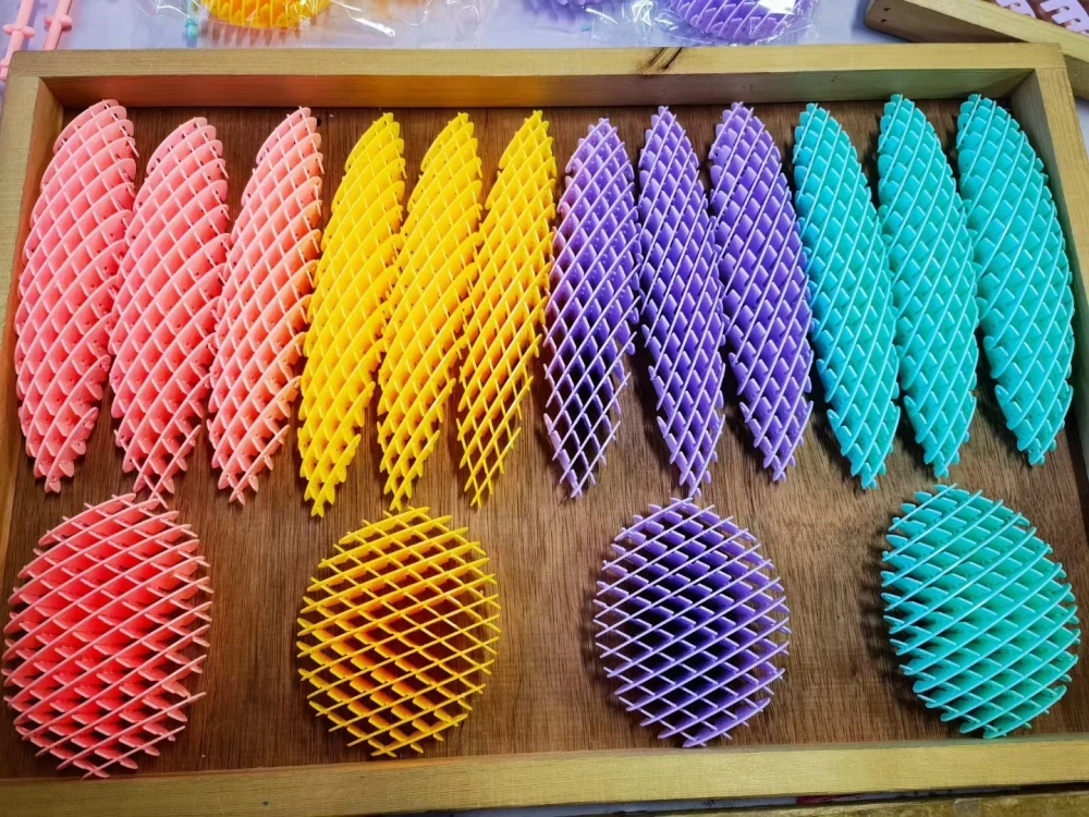 New 3d Printed Elastic Retractable Mesh Decompression Cure Boredom ...