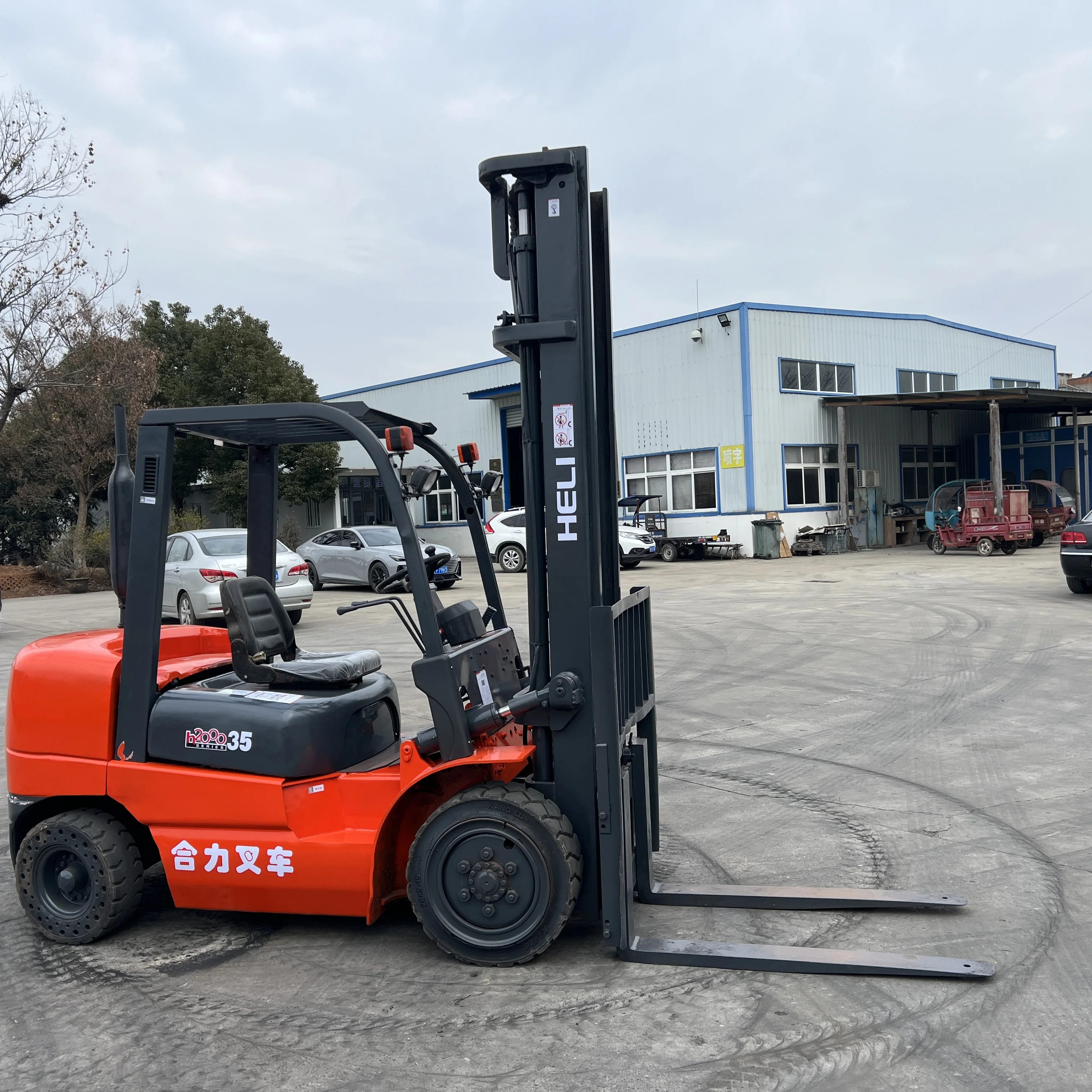Used Machinery HELI 3 Tons or 5 Tons Forklift K35 K45 Construction ...