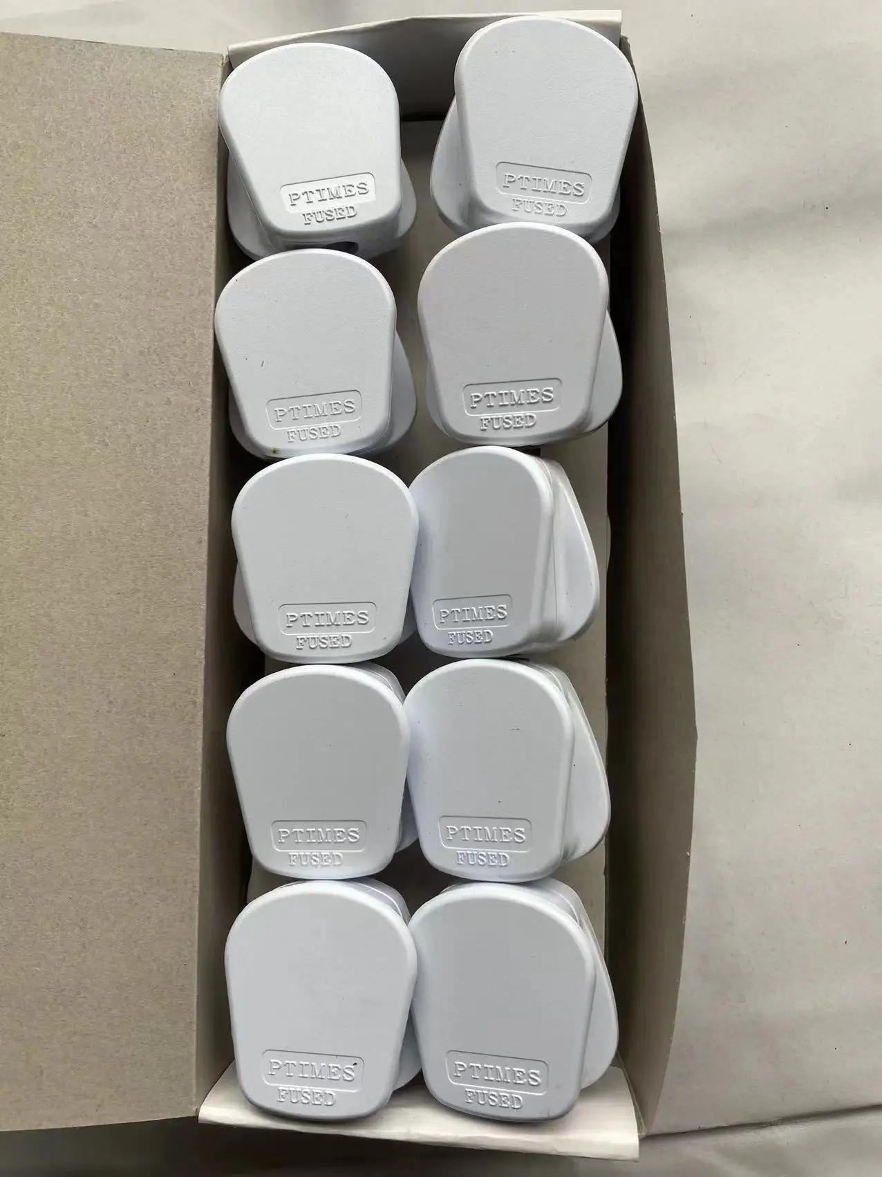 Dong Yi Model 9518 UK Plug BS ASTA 13A Industrial Extension Socket with ...