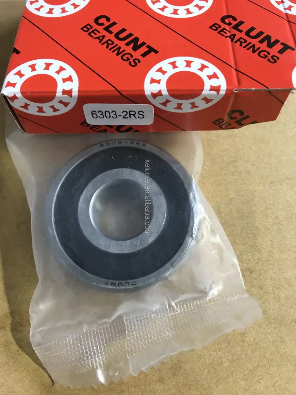 15x35x11mm Deep Groove Ball Bearing 6202z for Ceiling Fans