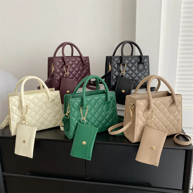 Shop Our 2024 Women's Handbag Collection - Luxury & Style
