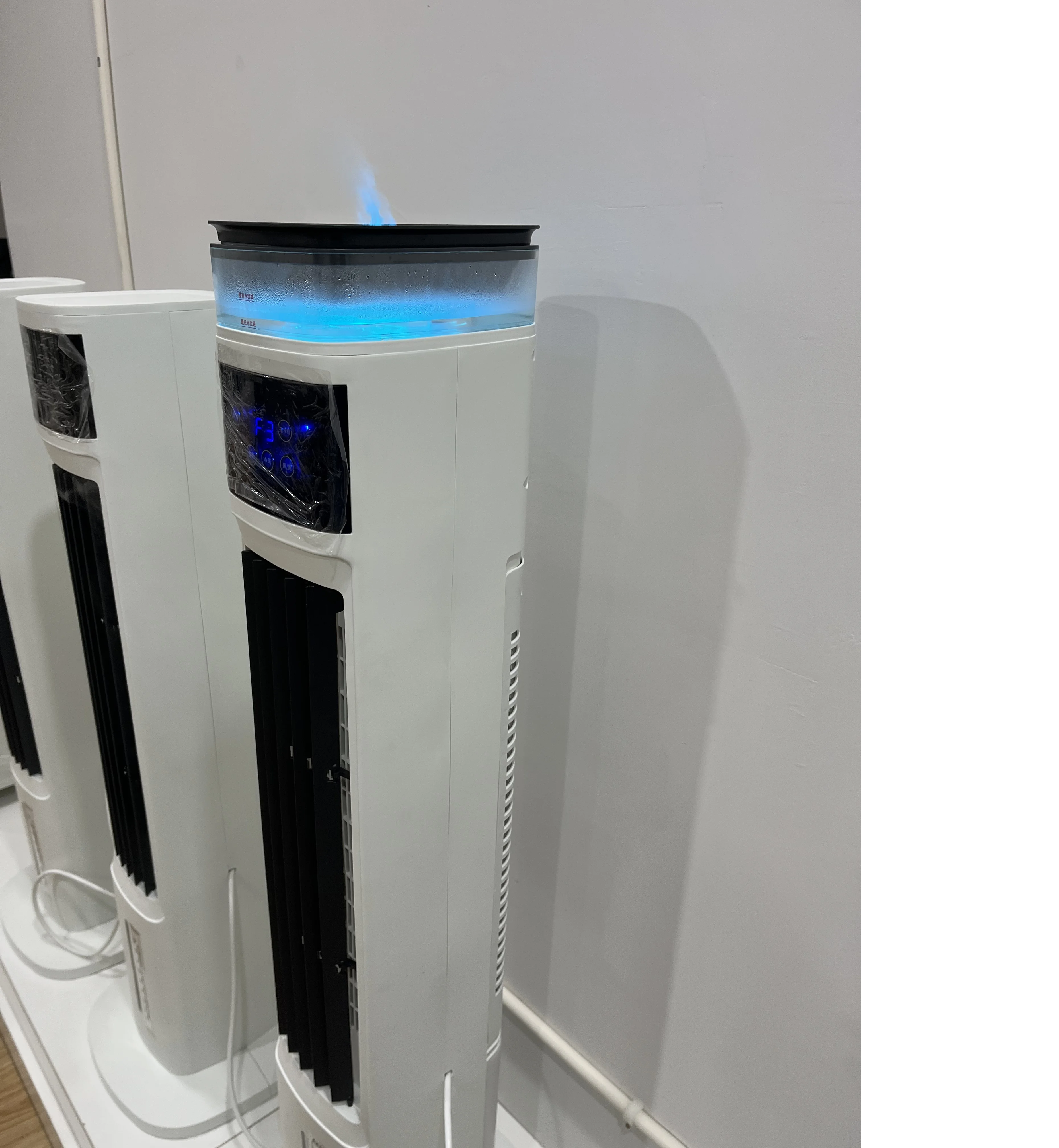 Portable Evaporative Flame Humidifier Tower Fan with Remote