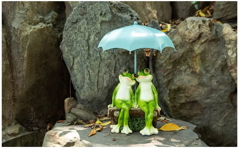 Garden Decorations Statues Happy Couple Frogs Resin Indoor And Outdoor ...