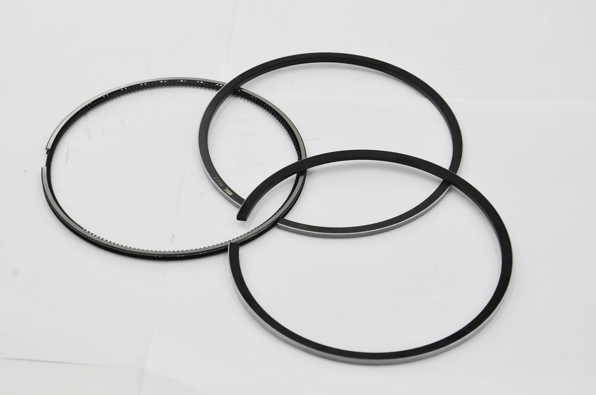 活塞环 D2366 发动机 OEM No.65.02503-8238 65.02503-8236 汽车备件| Alibaba.com