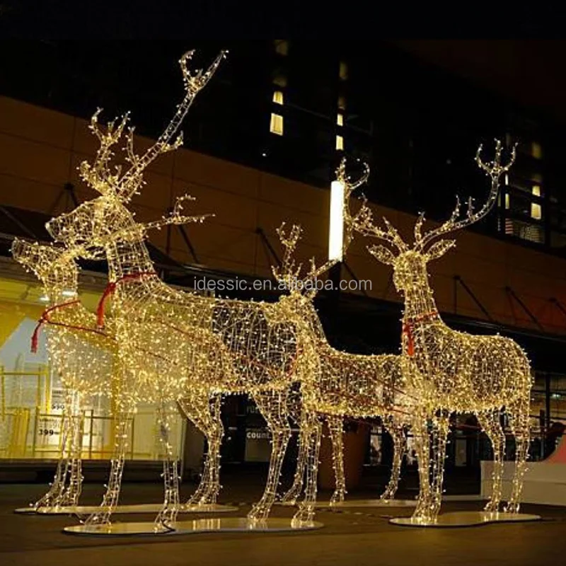 Giant Led Acrylic Reindeer Motif Light For Outdoor Christmas Decoration ...