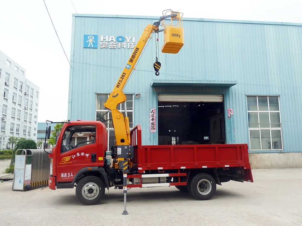 Sinotruk 3 Ton Crane Truck - Reliable Lifting Solutions