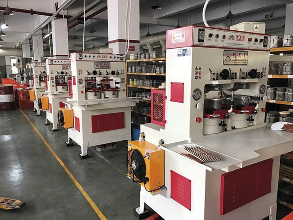 Double station Automatic sole edge grinding roughing shoe machine ...