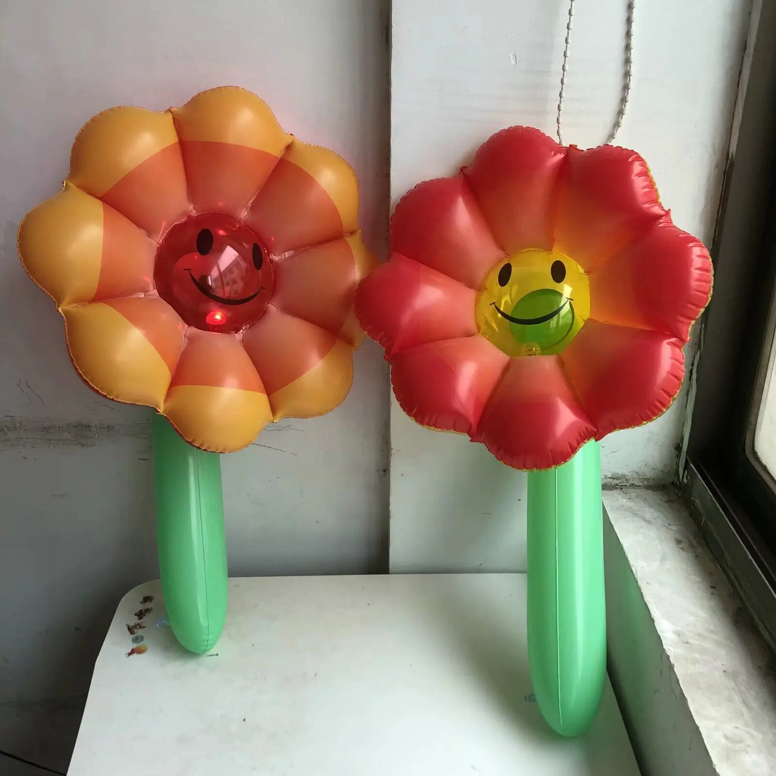 0.15mm Pvc Inflatable Sunflower With Led Light/flashlight - Buy Pvc ...