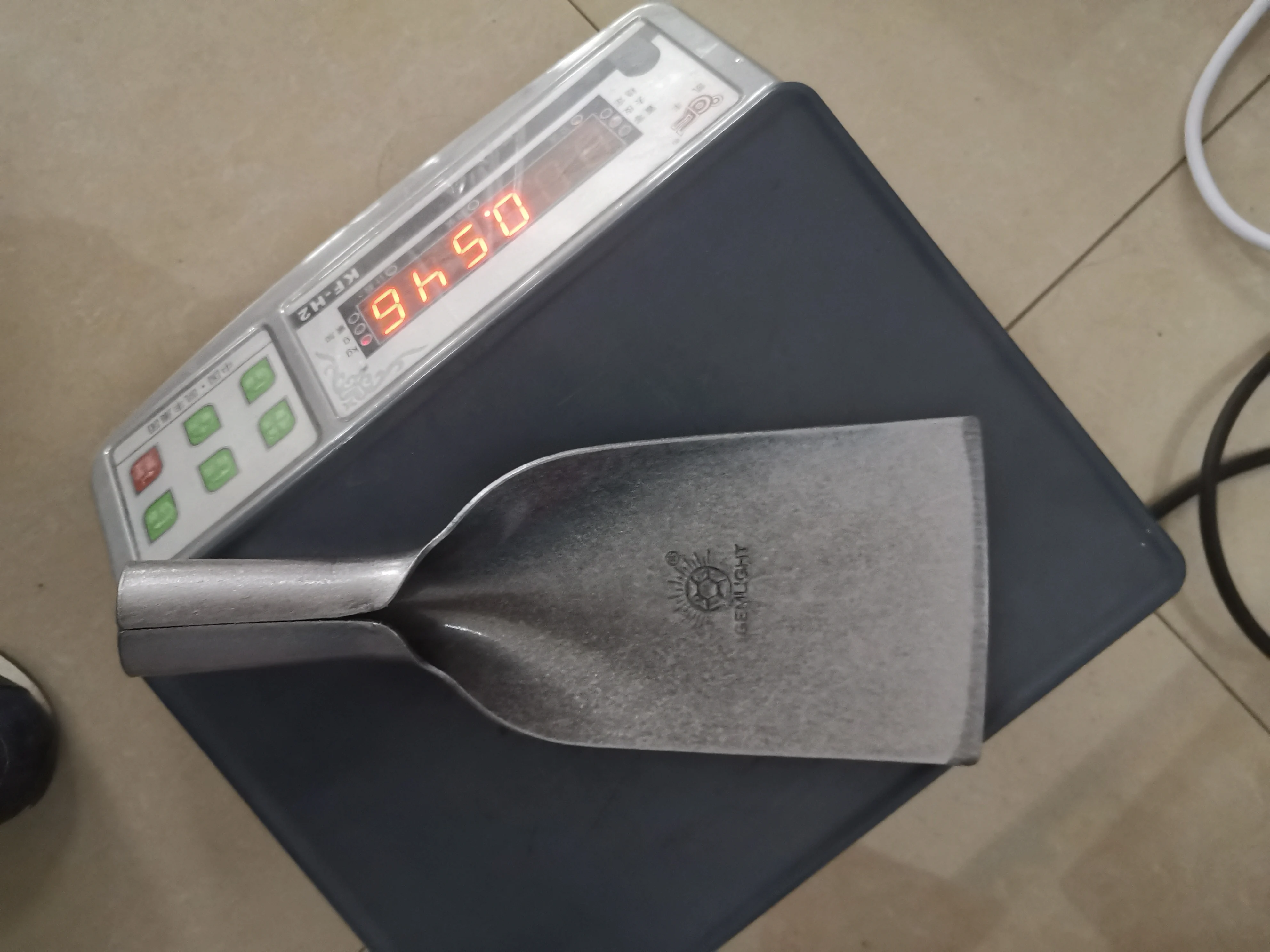 Malodas Chisel Shovel - Durable Carbon Steel Farming Tool