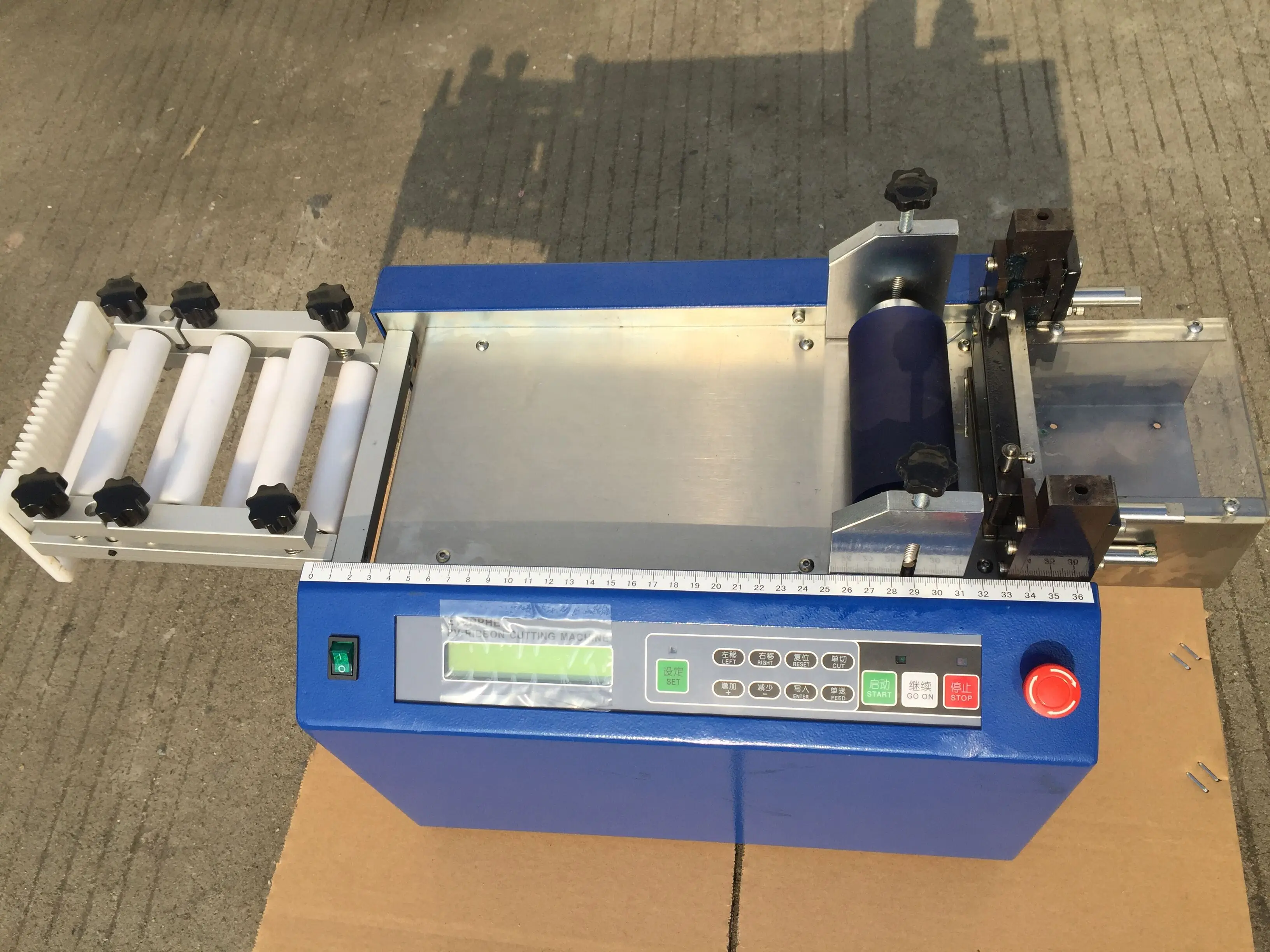 Automatic Solar Cell Soldering Ribbon Cutting Machine
