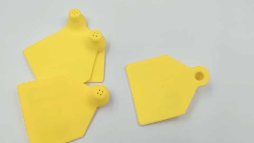 Tracking Chip Cattle Gps Tracking Rfid Cow Earring Livestock Uhf Eartag ...