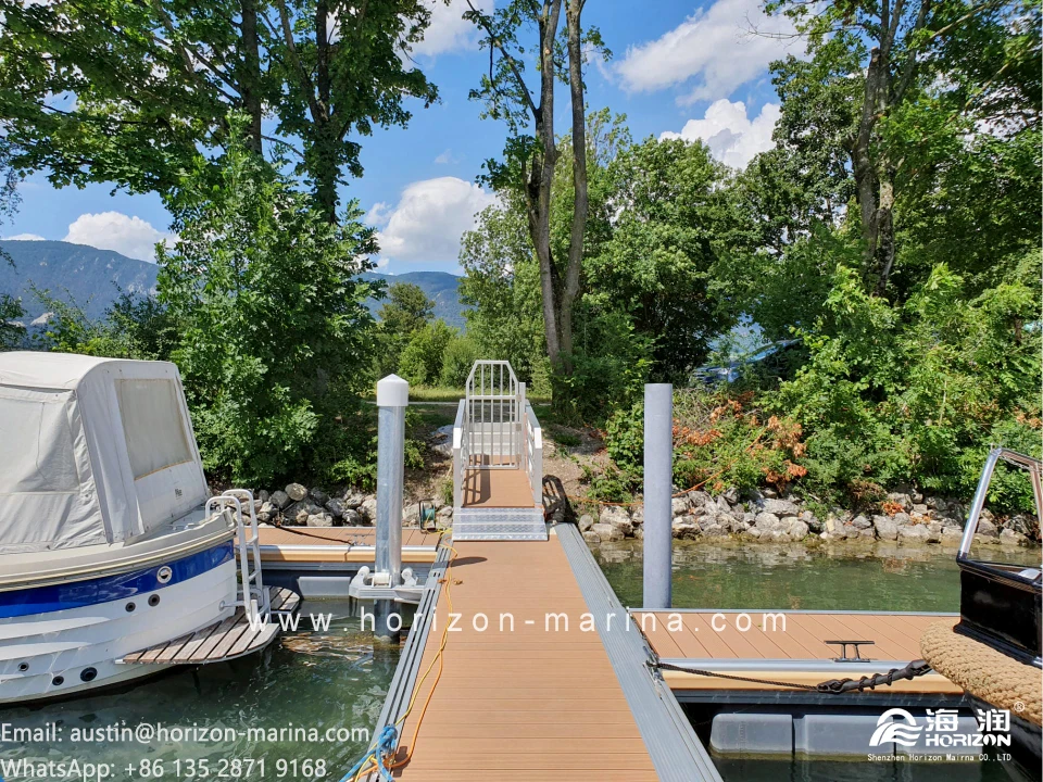 Aluminum Floating Wharf Pontoon Dock Walkway And Finger Bridge Pontoon ...