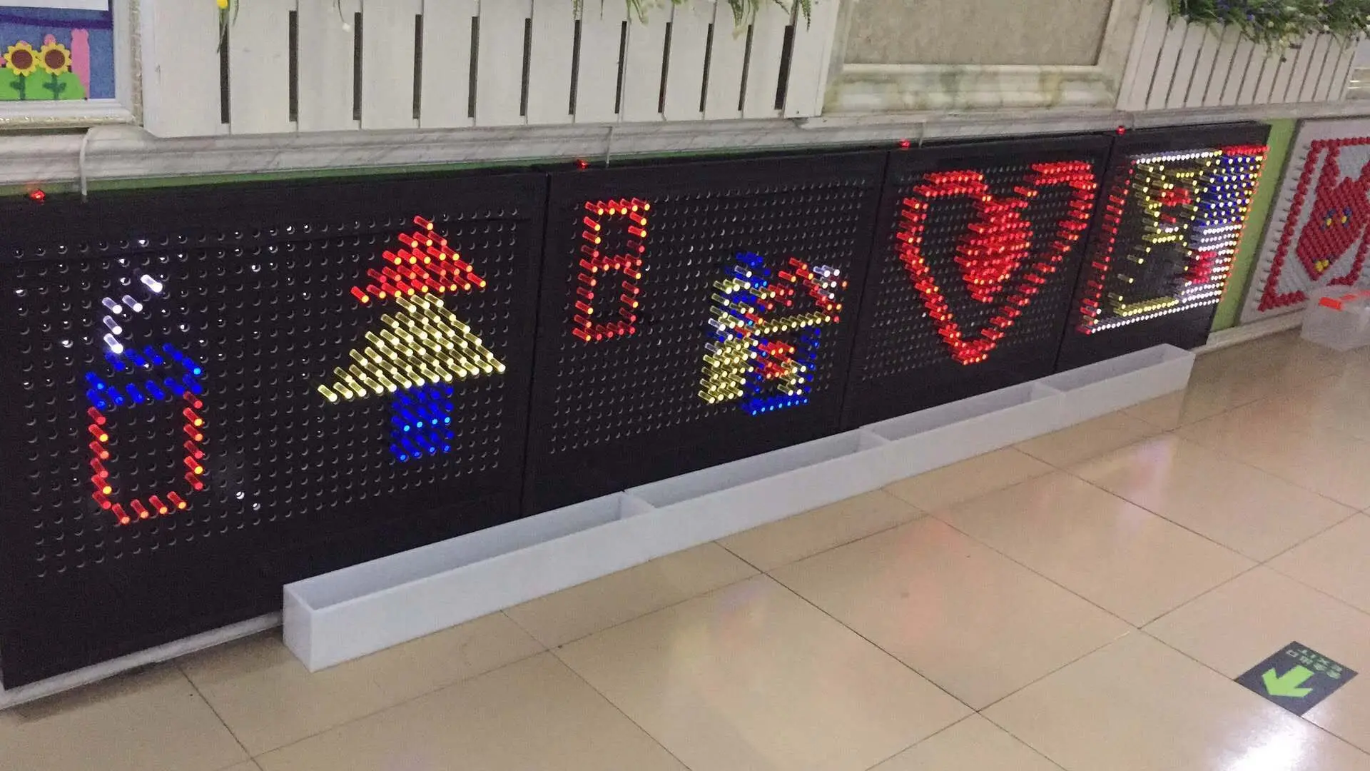 Acrylic Material LED Lighting Interactive Wall Games for Kids