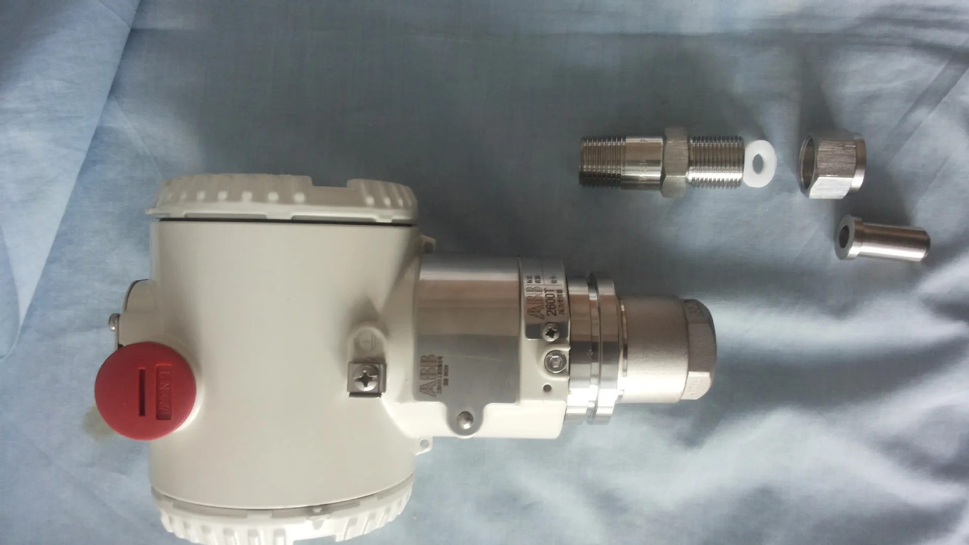 Temperature And Pressure Transmitter Awt420a1a1p1y0y0e5-m6 Original ...