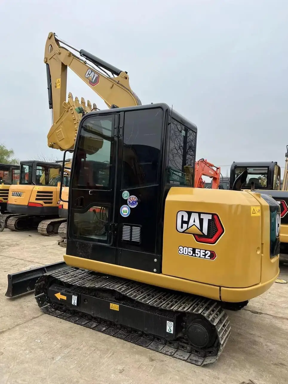 Used Original Cat 305.5e2 Excavator 5 Ton Cat Hydraulic Crawler Backhoe ...