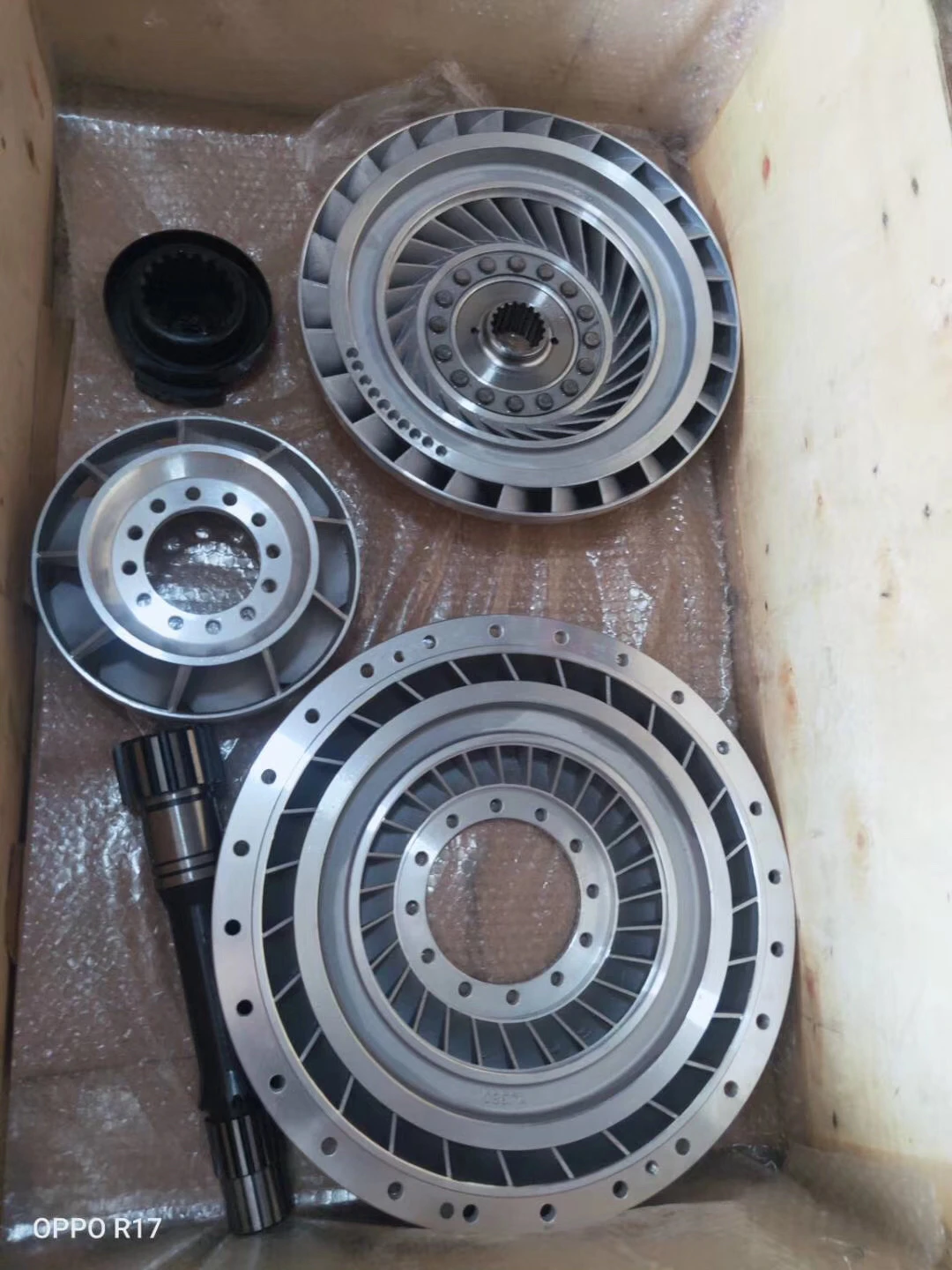 万向节组件14x-11-11100 14x-11-11200 14x-11-11110的d65e-12 D85ess-2推土机 - Buy 万向节组件14x-11-11100,万向节组件14x ...